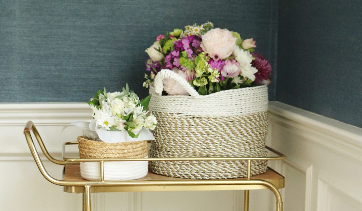 Flowers in a Basket - Darling Darleen | A Lifestyle Design Blog